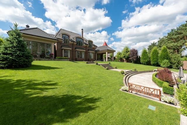 Top 10 Luxury Neighborhoods, Las Vegas (2026) | Tomes Realty